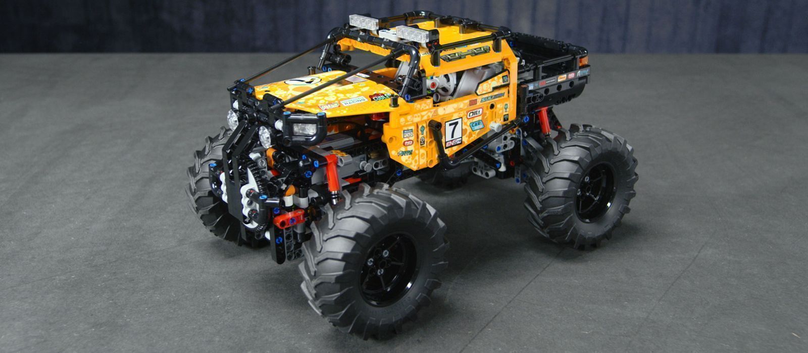 Erstaunliche Funktionen des LEGO 4x4 X-Treme Off-Roader 42099 – Game of ...